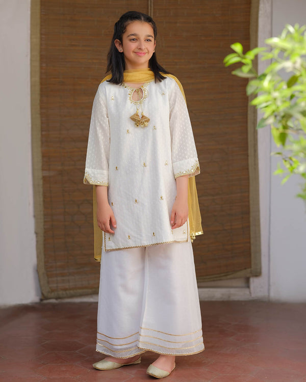 Eastern wear Collection - Stylish Tunics and Kurtas, Shalwars and ...